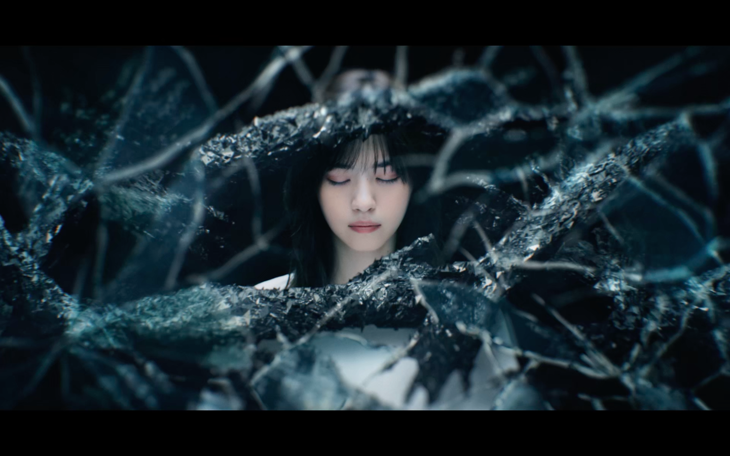Aimer /「ONE AND LAST」MV | EPOCH